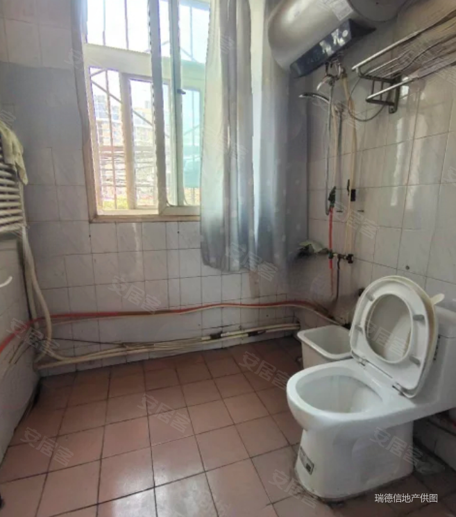 迎宾 挨着 朝阳北区一楼一楼60万 带地下室 随便停车十四，朝阳北住宅小区(北区)二手房，60万，2室2厅，1卫，82平米-沧州安居客