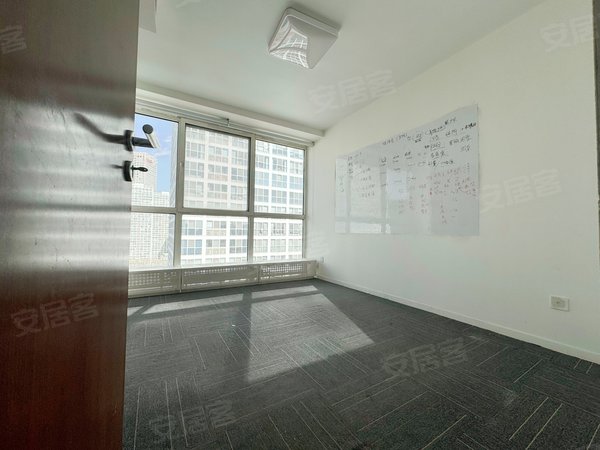 【多图】建外SOHO西区，建外大街租房，新上精装东南平层大三居室，看房有钥匙，朝阳租房-北京58安居客