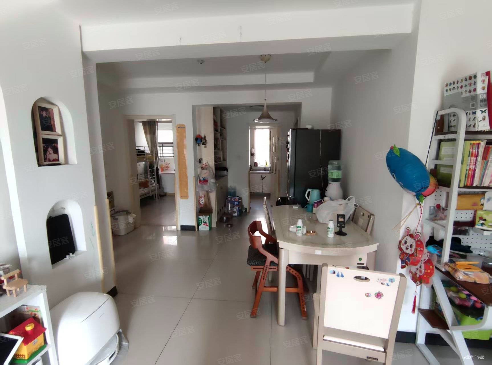 天润城第十四街区 精装修二房 南北通透 楼层好 价格好谈急卖，天润城第十四街区二手房，95万，2室2厅，1卫，78.7平米-南京安居客