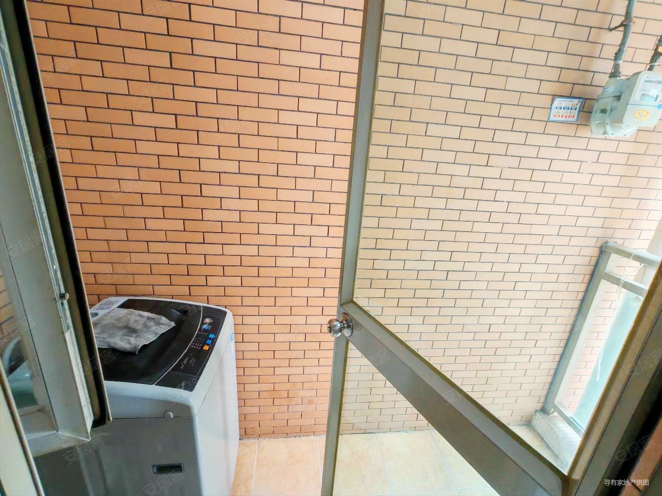 美丽湾畔花园 精装可拎包入住 东南朝向 双卫生间 刚需小三居，美丽湾畔花园二手房，98万，3室2厅，2卫，95.65平米-东莞安居客